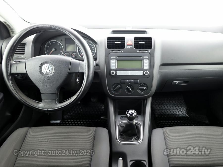Sarkans Volkswagen Golf 2007 Tallina, ar dzinēja tilpumu 1.60 L un nobraukumu 208 tūkst. km par 1699 €, foto 6 vietnē AUTOMOTO.COM.LV
