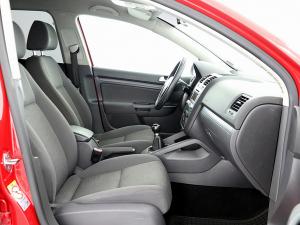 Sarkans Volkswagen Golf 2007 Tallina, ar dzinēja tilpumu 1.60 L un nobraukumu 168 tūkst. km par 1799 €, foto 7 vietnē AUTOMOTO.COM.LV