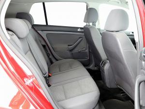 Sarkans Volkswagen Golf 2007 Tallina, ar dzinēja tilpumu 1.60 L un nobraukumu 168 tūkst. km par 1799 €, foto 8 vietnē AUTOMOTO.COM.LV