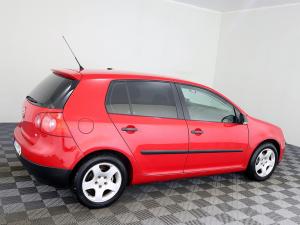 Sarkans Volkswagen Golf 2007 Tallina, ar dzinēja tilpumu 1.60 L un nobraukumu 168 tūkst. km par 1799 €, foto 11 vietnē AUTOMOTO.COM.LV
