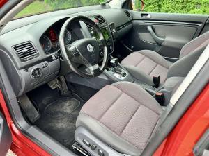 Sarkans Volkswagen Golf 2007 Marijampole, ar dzinēja tilpumu 1.40 L un nobraukumu 183 tūkst. km par 2900 €, foto 8 vietnē AUTOMOTO.COM.LV