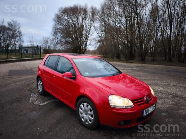 Red Volkswagen Golf 2008 in Riga, with an engine capacity of 1.90 L and mileage of 258 thousand km for 2850 €, photo 2 on AUTOMOTO.COM.LV