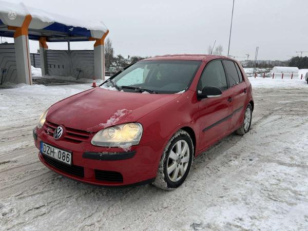 Red Volkswagen Golf 2008 in Vilnius, with an engine capacity of 1.90 L and mileage of 350 thousand km for 900 €, photo 2 on AUTOMOTO.COM.LV