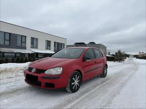 Red Volkswagen Golf 2008 in Vilnius, with an engine capacity of 1.90 L and mileage of 368 thousand km for 2400 €, photo  on AUTOMOTO.COM.LV