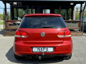 Red Volkswagen Golf 2008 in Riga, with an engine capacity of 1.40 L and mileage of 281 thousand km for 3190 €, photo 8 on AUTOMOTO.COM.LV
