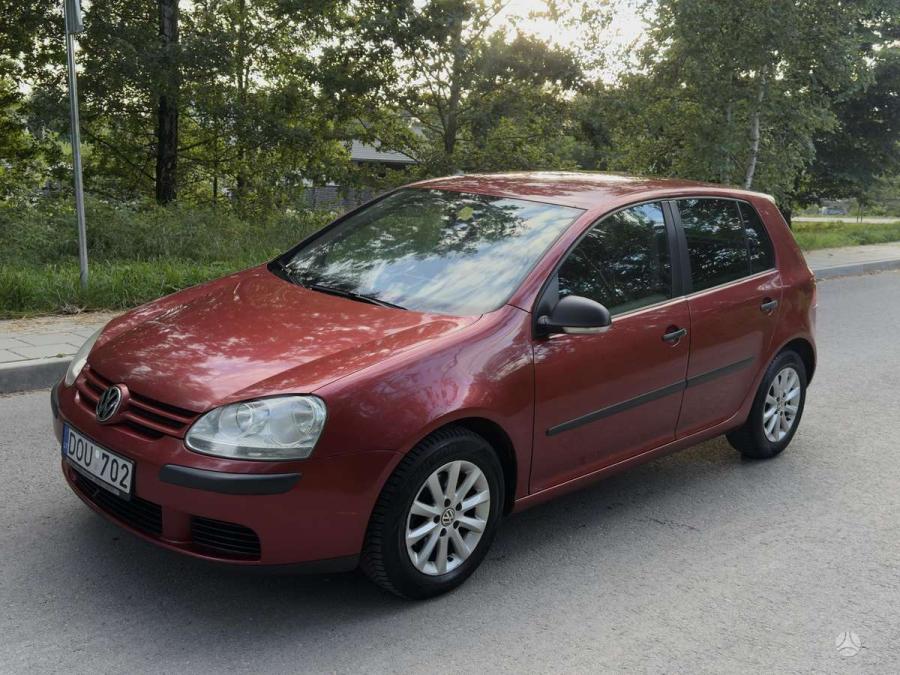 Красный Фольксваген Гольф 2008 в Вильнюс, объемом двигателя 1.90 л и пробегом 448 тыс. км за 1400 €, фото 1 на AUTOMOTO.COM.LV