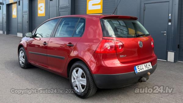 Red Volkswagen Golf 2008 in Tallinn, with an engine capacity of 1.40 L and mileage of 109 thousand km for 3400 €, photo 4 on AUTOMOTO.COM.LV