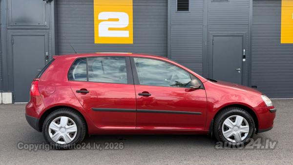 Red Volkswagen Golf 2008 in Tallinn, with an engine capacity of 1.40 L and mileage of 109 thousand km for 3400 €, photo 7 on AUTOMOTO.COM.LV