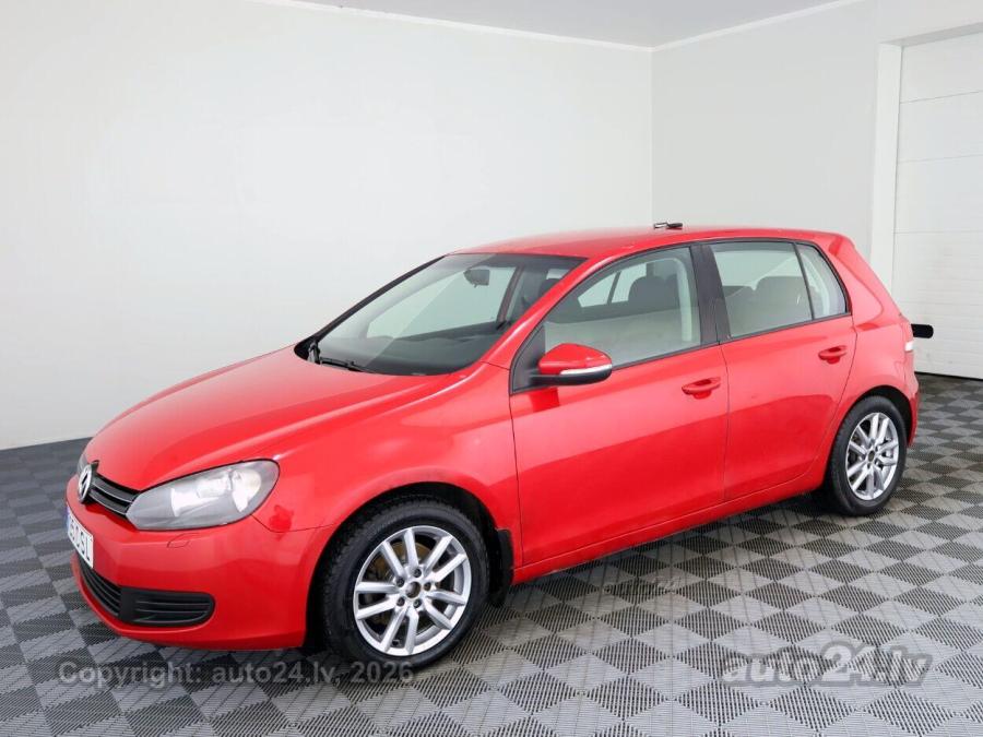 Sarkans Volkswagen Golf 2009 Tallina, ar dzinēja tilpumu 1.40 L un nobraukumu 309 tūkst. km par 1799 €, foto 2 vietnē AUTOMOTO.COM.LV