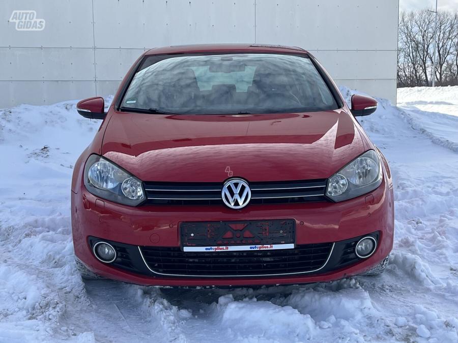 Sarkans Volkswagen Golf 2009 Kretinga, ar dzinēja tilpumu 1.40 L un nobraukumu 191 tūkst. km par 5500 €, foto 6 vietnē AUTOMOTO.COM.LV