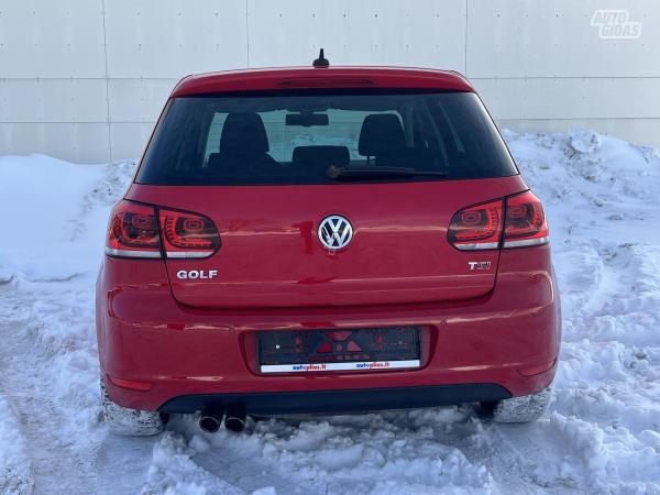 Red Volkswagen Golf 2009 in Kretinga, with an engine capacity of 1.40 L and mileage of 191 thousand km for 5700 €, photo 8 on AUTOMOTO.COM.LV