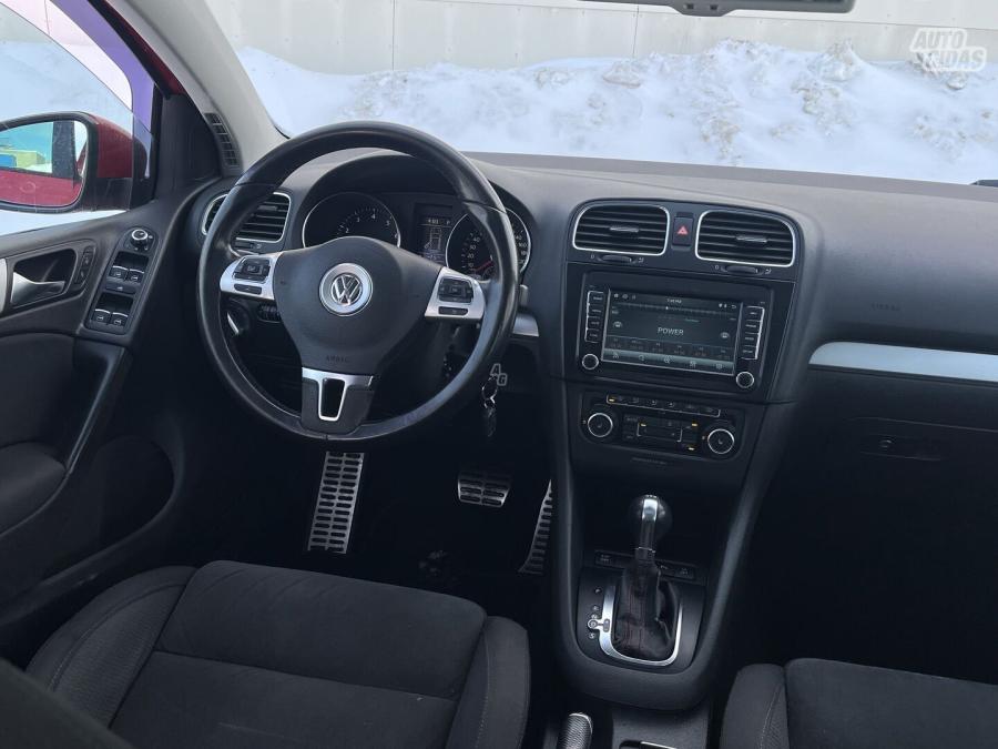 Sarkans Volkswagen Golf 2009 Kretinga, ar dzinēja tilpumu 1.40 L un nobraukumu 191 tūkst. km par 5500 €, foto 14 vietnē AUTOMOTO.COM.LV