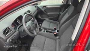 Red Volkswagen Golf 2009 in Tallinn, with an engine capacity of 1.40 L and mileage of 294 thousand km for 4800 €, photo 5 on AUTOMOTO.COM.LV