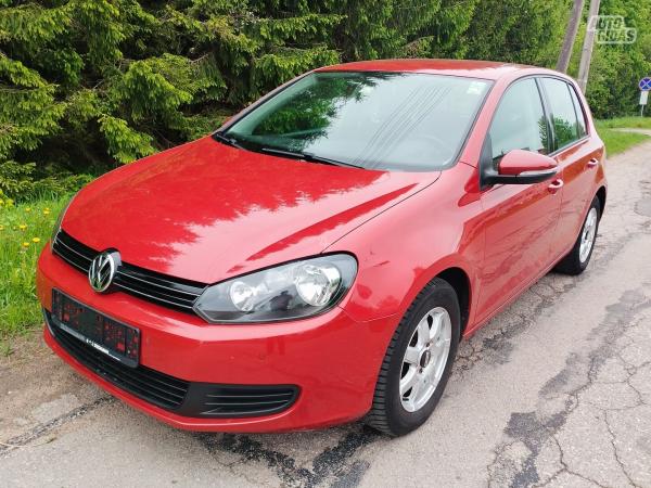 Red Volkswagen Golf 2009 in Vilnius, with an engine capacity of 1.40 L and mileage of 252 thousand km for 3700 €, photo 1 on AUTOMOTO.COM.LV