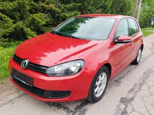 Sarkans Volkswagen Golf 2009 Viļņa, ar dzinēja tilpumu 1.40 L un nobraukumu 252 tūkst. km par 3700 €, foto  vietnē AUTOMOTO.COM.LV