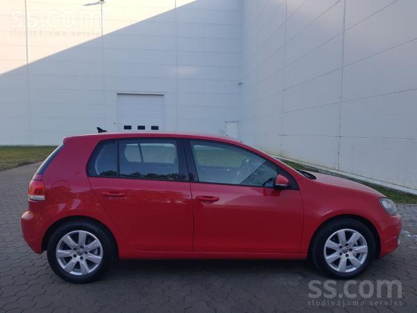 Red Volkswagen Golf 2009 in Riga, with an engine capacity of 1.40 L and mileage of 193 thousand km for 5390 €, photo 6 on AUTOMOTO.COM.LV