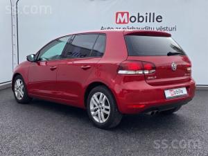 Red Volkswagen Golf 2009 in Riga, with an engine capacity of 2.00 L and mileage of 278 thousand km for 4750 €, photo 5 on AUTOMOTO.COM.LV