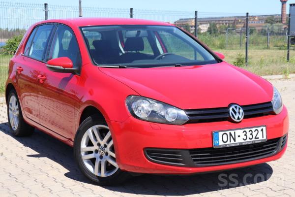 Red Volkswagen Golf 2009 in Riga, with an engine capacity of 1.40 L and mileage of 248 thousand km for 3550 €, photo 1 on AUTOMOTO.COM.LV