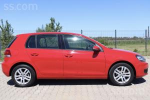Sarkans Volkswagen Golf 2009 Rīga, ar dzinēja tilpumu 1.40 L un nobraukumu 248 tūkst. km par 3550 €, foto 7 vietnē AUTOMOTO.COM.LV