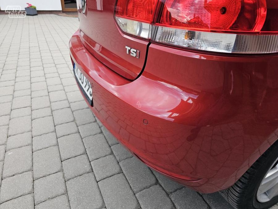 Красный Фольксваген Гольф 2009 в Мажейкяй, объемом двигателя 1.40 л и пробегом 172 тыс. км за 3550 €, фото 12 на AUTOMOTO.COM.LV