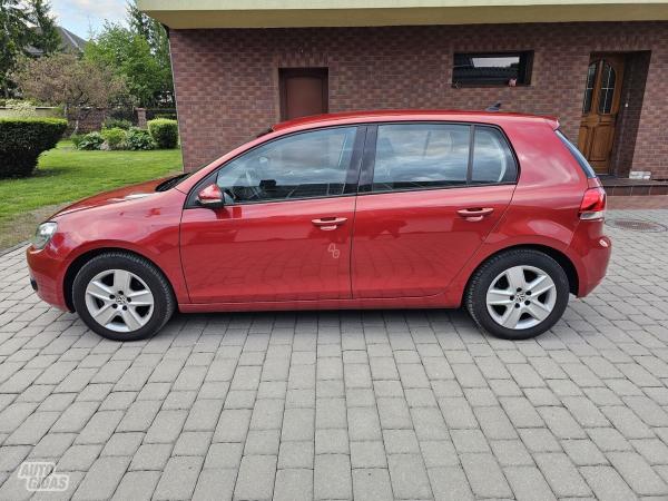 Red Volkswagen Golf 2009 in Mazeikiai, with an engine capacity of 1.40 L and mileage of 172 thousand km for 3550 €, photo 8 on AUTOMOTO.COM.LV