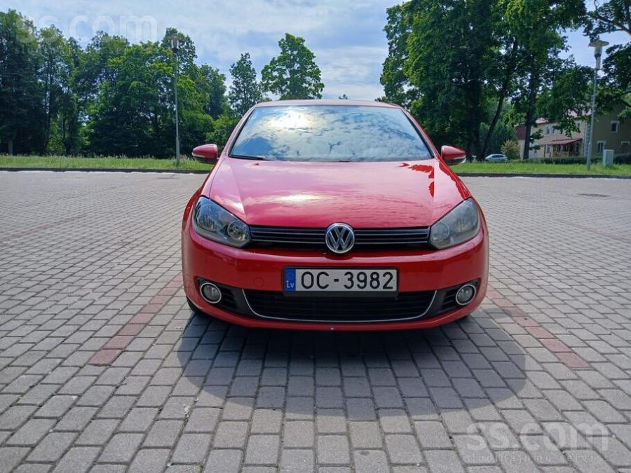 Sarkans Volkswagen Golf 2009 Alūksne, ar dzinēja tilpumu 2.00 L un nobraukumu 253 tūkst. km par 2950 €, foto 3 vietnē AUTOMOTO.COM.LV
