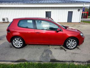 Sarkans Volkswagen Golf 2010 Rīga, ar dzinēja tilpumu 1.40 L un nobraukumu 147 tūkst. km par 2800 €, foto 10 vietnē AUTOMOTO.COM.LV