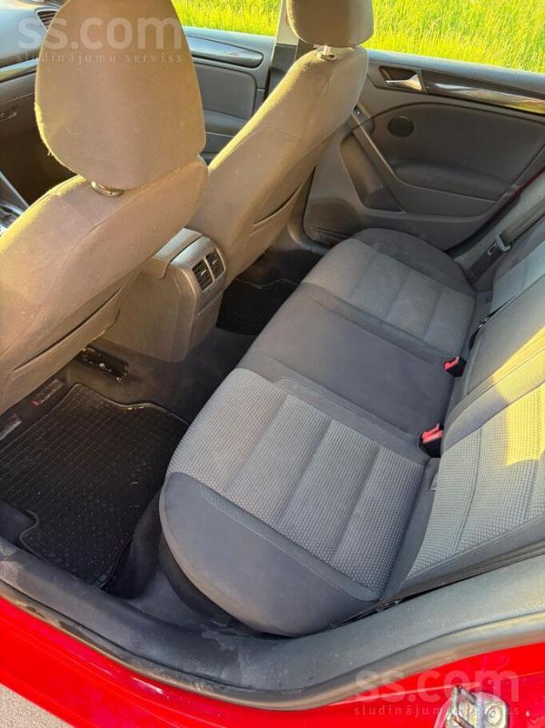 Sarkans Volkswagen Golf 2010 Madona, ar dzinēja tilpumu 1.60 L un nobraukumu 233 tūkst. km par 2900 €, foto 7 vietnē AUTOMOTO.COM.LV