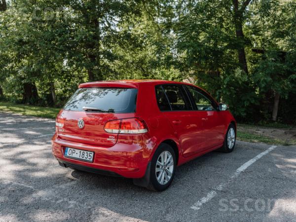 Красный Фольксваген Гольф 2010 в Рига, объемом двигателя 1.60 л и пробегом 208 тыс. км за 4200 €, фото 4 на AUTOMOTO.COM.LV