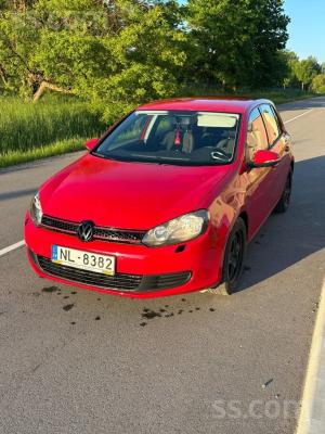 Sarkans Volkswagen Golf 2010 Madona, ar dzinēja tilpumu 1.60 L un nobraukumu 233 tūkst. km par 2250 €, foto 3 vietnē AUTOMOTO.COM.LV