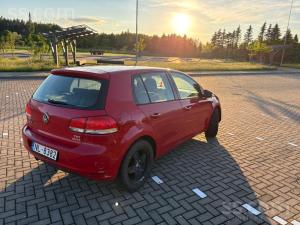 Sarkans Volkswagen Golf 2010 Madona, ar dzinēja tilpumu 1.60 L un nobraukumu 233 tūkst. km par 2250 €, foto 6 vietnē AUTOMOTO.COM.LV