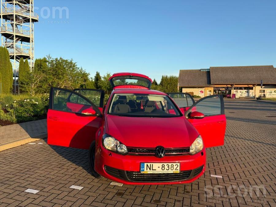 Sarkans Volkswagen Golf 2010 Madona, ar dzinēja tilpumu 1.60 L un nobraukumu 233 tūkst. km par 2250 €, foto 7 vietnē AUTOMOTO.COM.LV