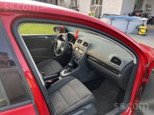 Red Volkswagen Golf 2010 in Riga, with an engine capacity of 1.60 L and mileage of 244 thousand km for 2150 €, photo 8 on AUTOMOTO.COM.LV