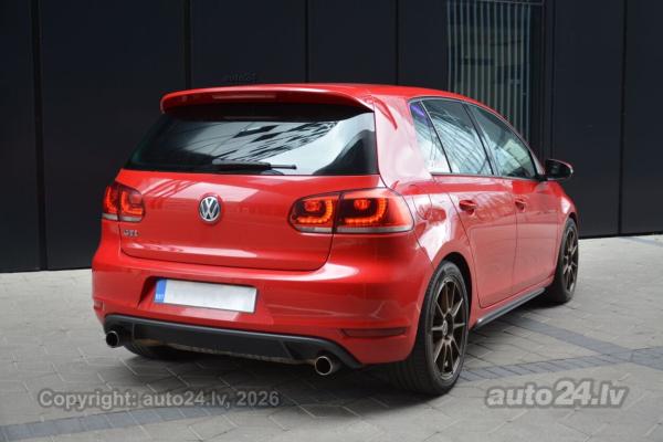 Red Volkswagen Golf 2011 in Tallinn, with an engine capacity of 2.00 L and mileage of 164 thousand km for 13000 €, photo 3 on AUTOMOTO.COM.LV