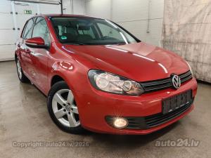 Sarkans Volkswagen Golf 2011 Viljandi, ar dzinēja tilpumu 2.00 L un nobraukumu 220 tūkst. km par 5490 €, foto  vietnē AUTOMOTO.COM.LV