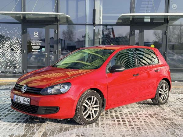 Red Volkswagen Golf 2012 in Vilnius, with an engine capacity of 1.20 L and mileage of 236 thousand km for 3400 €, photo 1 on AUTOMOTO.COM.LV