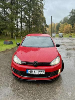 Sarkans Volkswagen Golf 2012 Rokiškis, ar dzinēja tilpumu 1.97 L un nobraukumu 280 tūkst. km par 8500 €, foto 5 vietnē AUTOMOTO.COM.LV