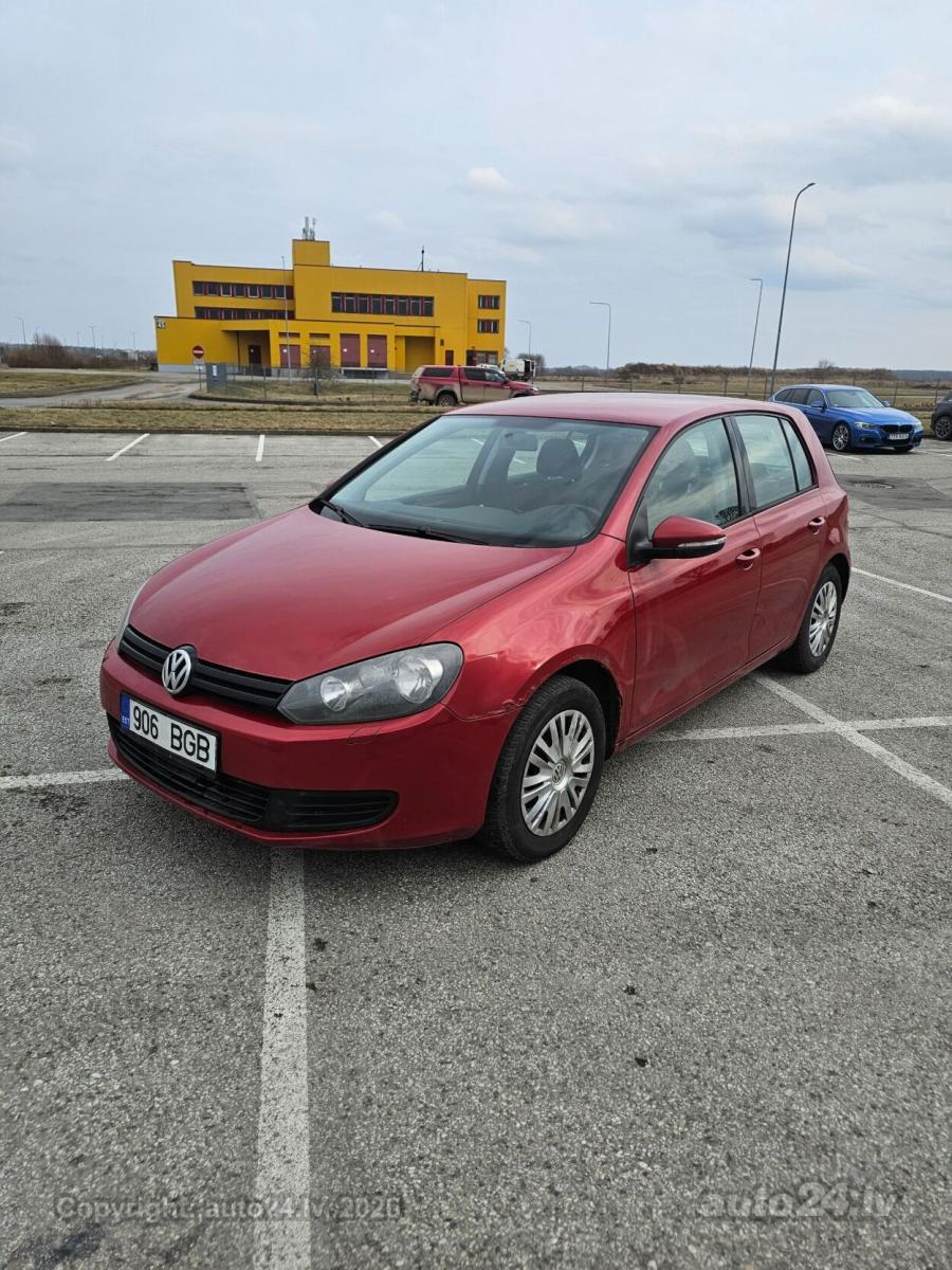 Sarkans Volkswagen Golf 2012 Tartu, ar dzinēja tilpumu 1.20 L un nobraukumu 195 tūkst. km par 2600 €, foto 2 vietnē AUTOMOTO.COM.LV