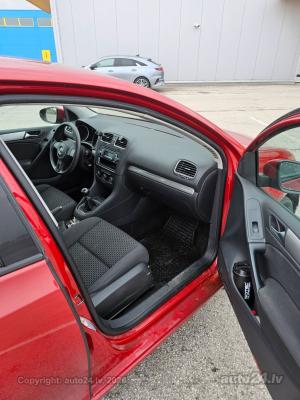Sarkans Volkswagen Golf 2012 Tartu, ar dzinēja tilpumu 1.20 L un nobraukumu 195 tūkst. km par 2600 €, foto 10 vietnē AUTOMOTO.COM.LV