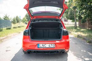 Sarkans Volkswagen Golf 2012 Viļņa, ar dzinēja tilpumu 1.98 L un nobraukumu 190 tūkst. km par 8200 €, foto 15 vietnē AUTOMOTO.COM.LV