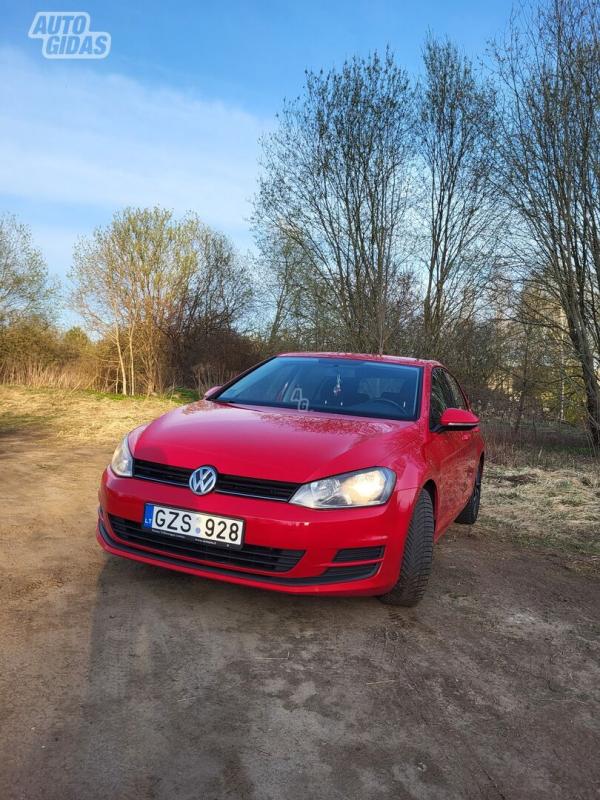 Red Volkswagen Golf 2013 in Vilnius, with an engine capacity of 1.60 L and mileage of 199 thousand km for 5900 €, photo 2 on AUTOMOTO.COM.LV