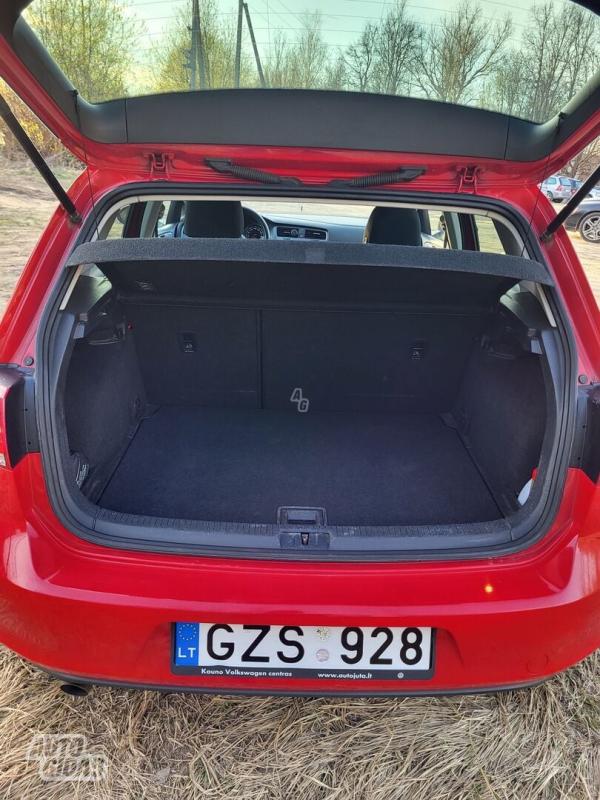 Red Volkswagen Golf 2013 in Vilnius, with an engine capacity of 1.60 L and mileage of 199 thousand km for 5900 €, photo 7 on AUTOMOTO.COM.LV