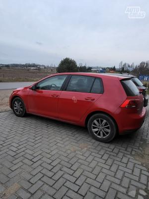 Red Volkswagen Golf 2013 in Vilnius, with an engine capacity of 1.60 L and mileage of 199 thousand km for 5700 €, photo 18 on AUTOMOTO.COM.LV