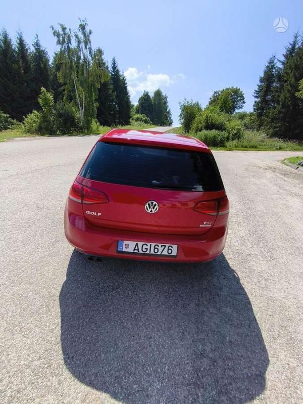 Sarkans Volkswagen Golf 2013 Viļņa, ar dzinēja tilpumu 1.40 L un nobraukumu 230 tūkst. km par 5400 €, foto 6 vietnē AUTOMOTO.COM.LV