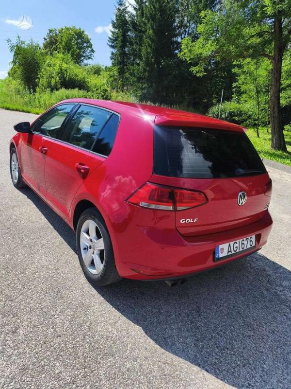 Sarkans Volkswagen Golf 2013 Viļņa, ar dzinēja tilpumu 1.40 L un nobraukumu 230 tūkst. km par 5400 €, foto 8 vietnē AUTOMOTO.COM.LV
