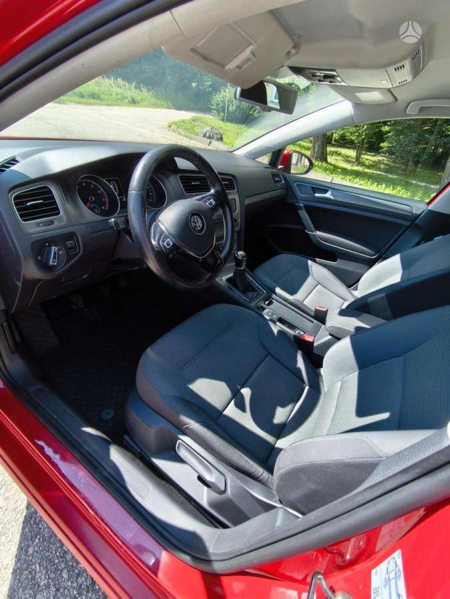 Red Volkswagen Golf 2013 in Vilnius, with an engine capacity of 1.40 L and mileage of 230 thousand km for 5400 €, photo 12 on AUTOMOTO.COM.LV