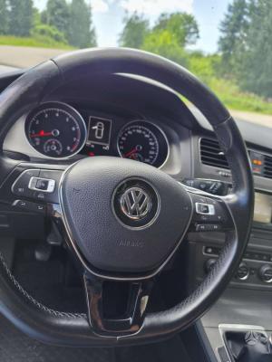 Red Volkswagen Golf 2013 in Vilnius, with an engine capacity of 1.40 L and mileage of 230 thousand km for 5400 €, photo 15 on AUTOMOTO.COM.LV