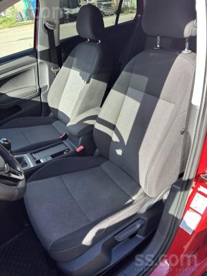 Red Volkswagen Golf 2014 in Preili, with an engine capacity of 1.60 L and mileage of 194 thousand km for 5600 €, photo 9 on AUTOMOTO.COM.LV