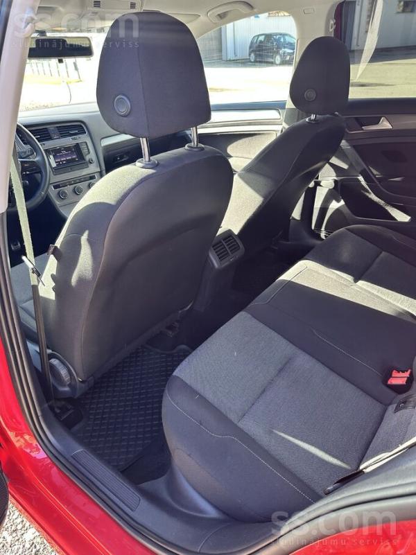 Red Volkswagen Golf 2014 in Preili, with an engine capacity of 1.60 L and mileage of 194 thousand km for 5600 €, photo 10 on AUTOMOTO.COM.LV