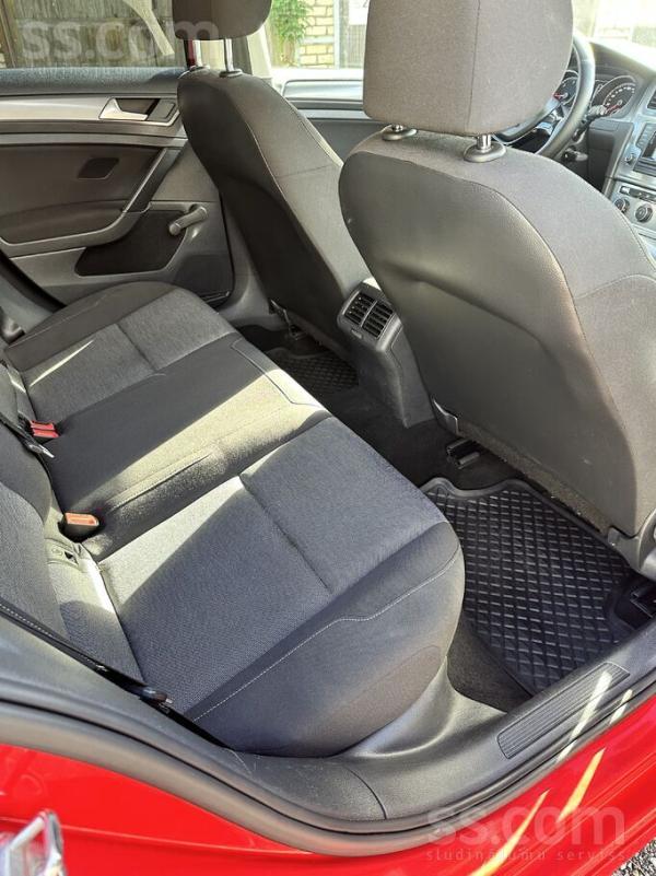 Red Volkswagen Golf 2014 in Preili, with an engine capacity of 1.60 L and mileage of 194 thousand km for 5600 €, photo 11 on AUTOMOTO.COM.LV